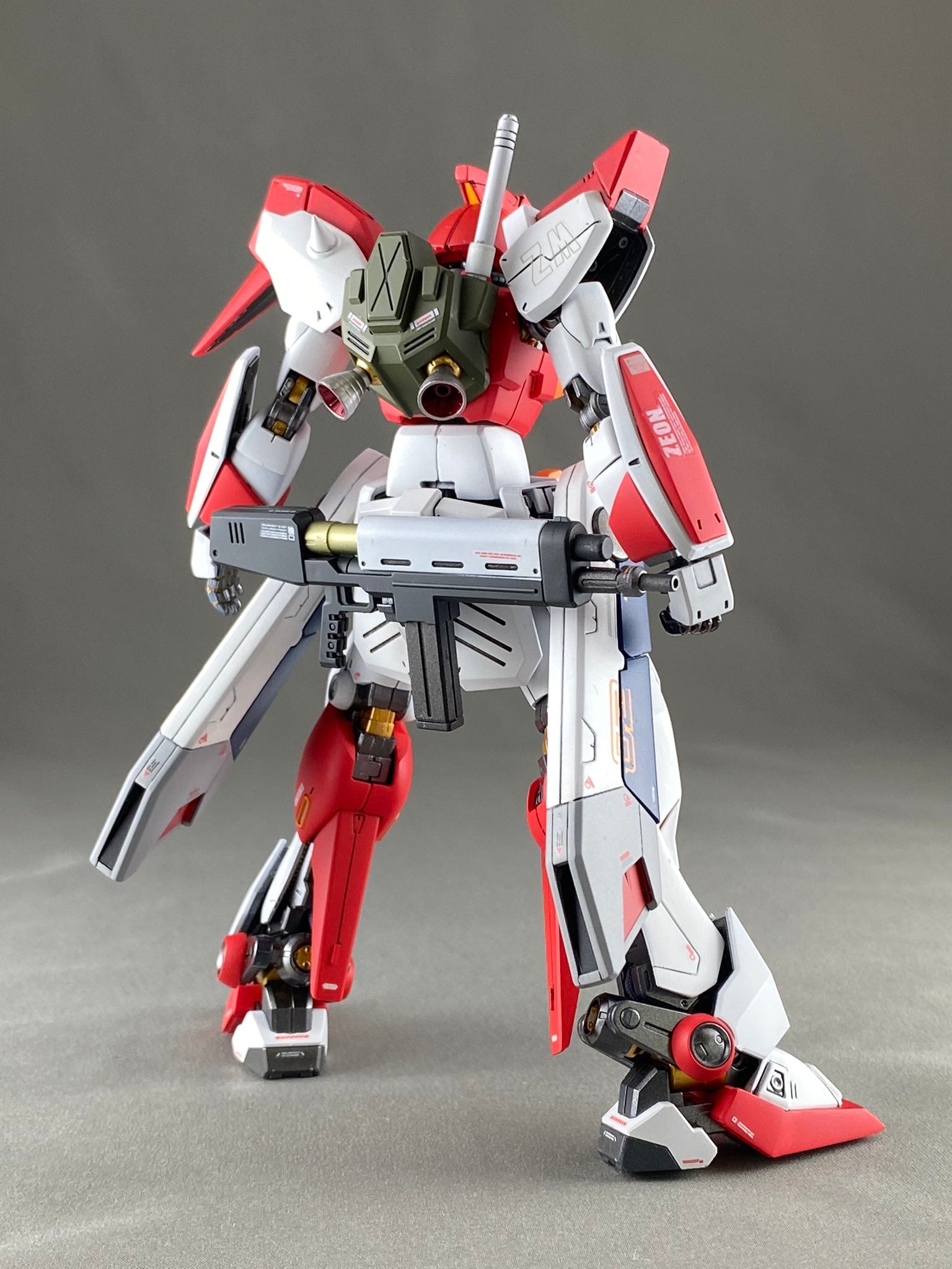 (PREMIUM-BANDAI) GUNDAM - MG 1/100 GUNDAM F90 [MARS INDEPENDENT ZEON F